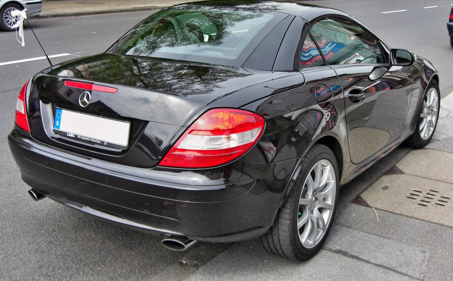 Mercedes-Benz SLK technical specifications and fuel economy